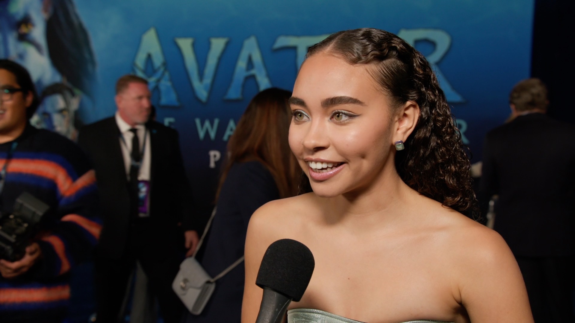 Avatar: The Way of Water U.S Premiere Bass Bailey Interview – Celebrity ...